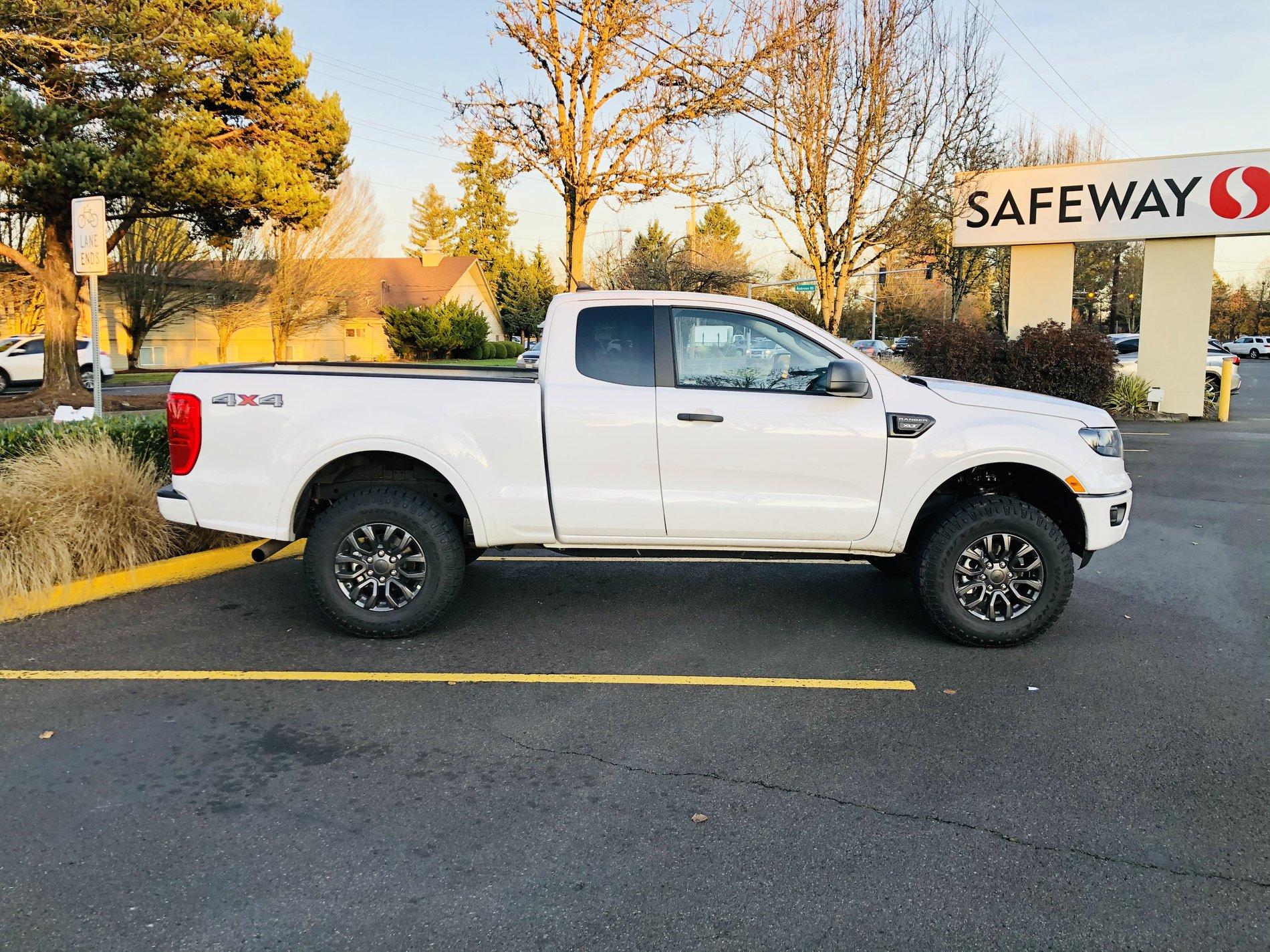 Show me your leveled trucks on OEM wheels! | Page 8 | 2019+ Ford Ranger ...