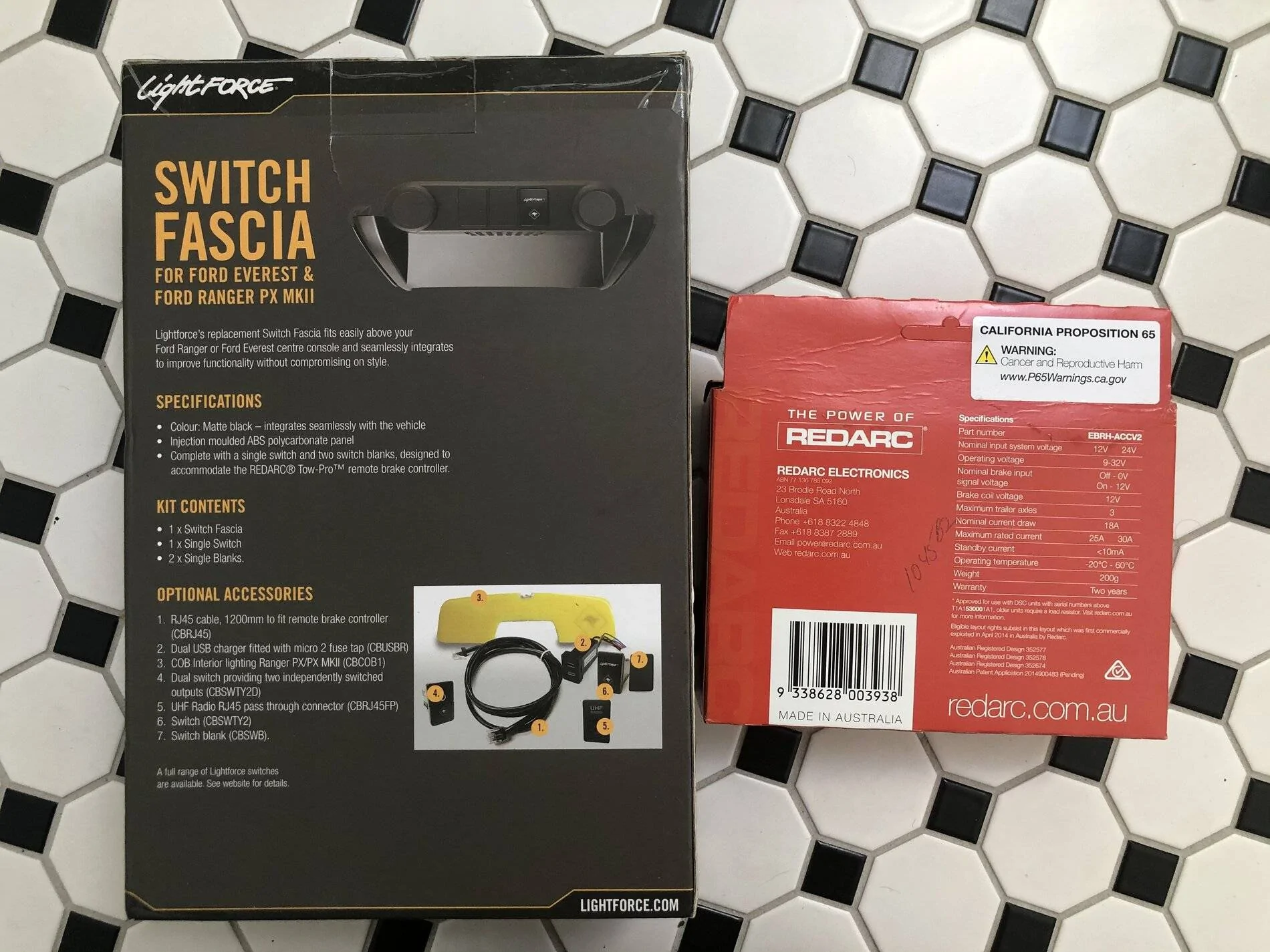 Maine - WTS Lightforce switch Fascia and Redarc Tow Pro Elite New in ...