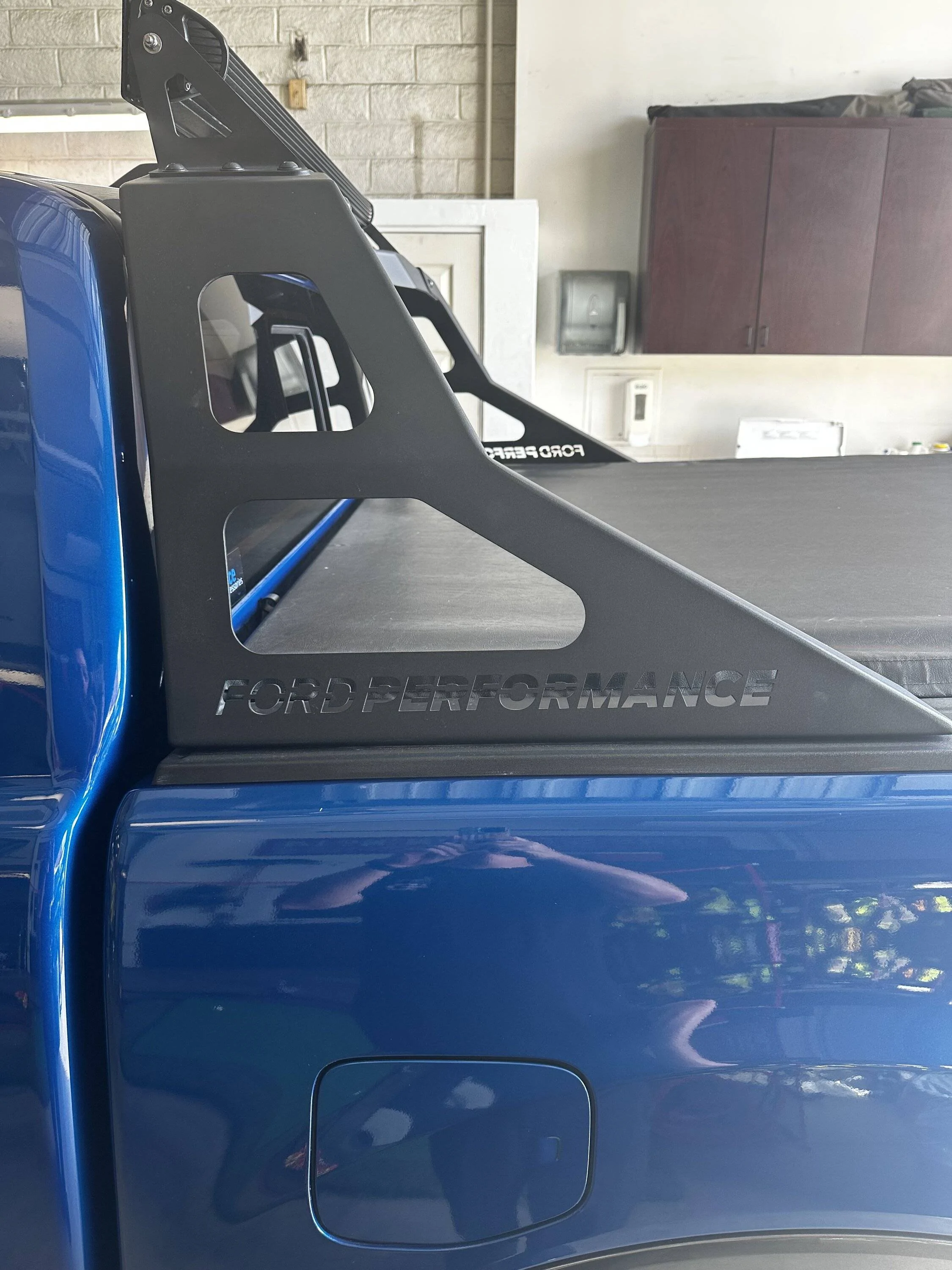 California - Ford Performance Chase Rack/Light bracket & Bed Cover ...